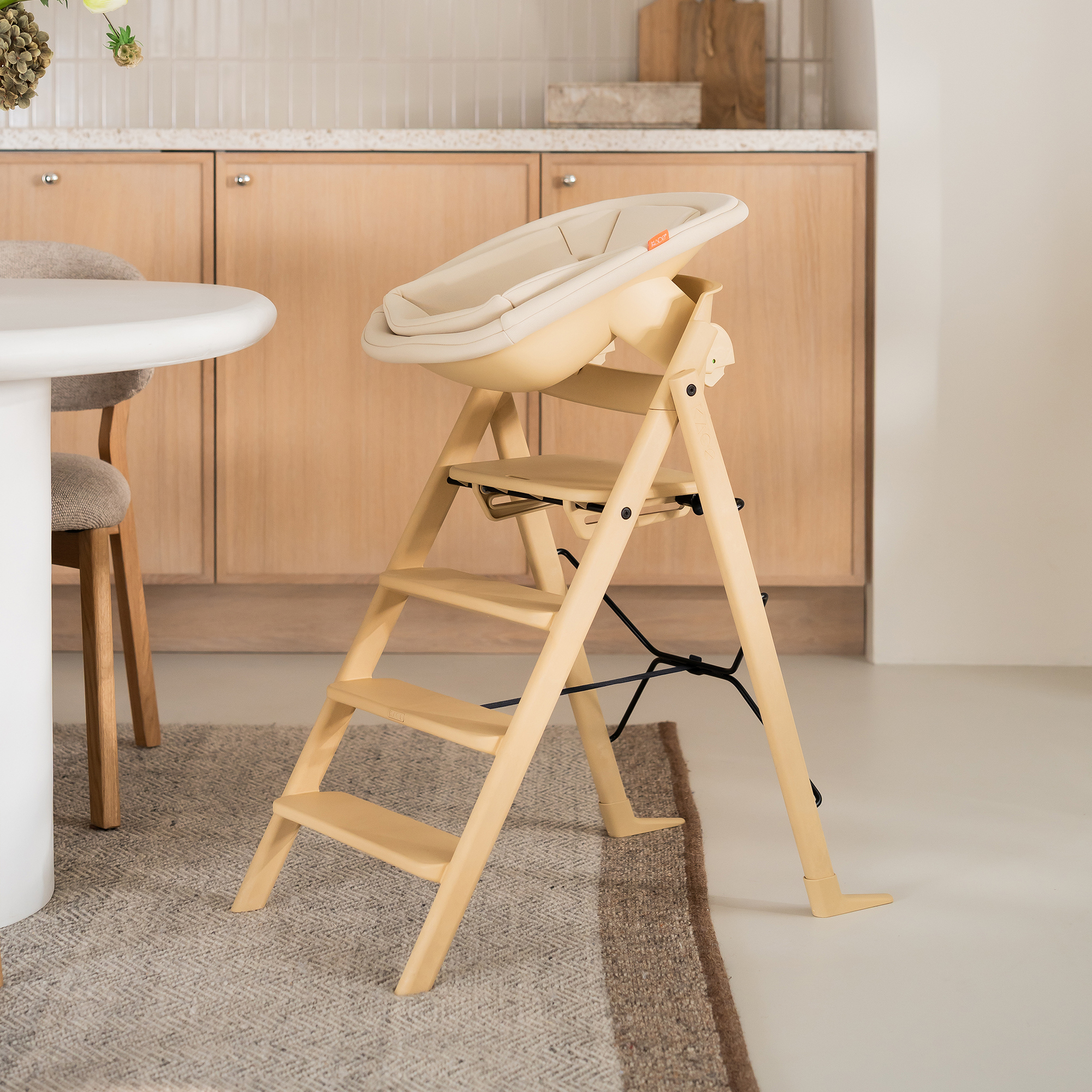 KAOS Klapp High Chair – fold-flat, sustainable design